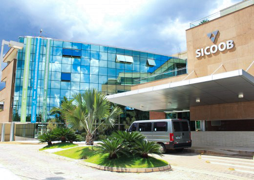 Sicoob ocupa o 47º lugar entre os maiores grupos empresariais do Brasil ...