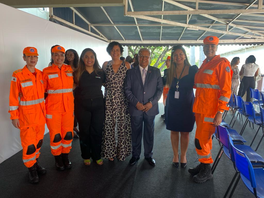 Coopemg na solenidade em comemoração aos 30 anos de inserção das ...